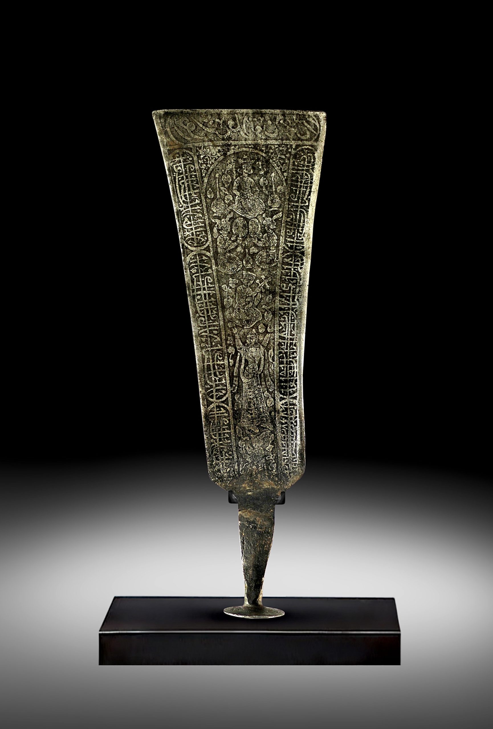 A LARGE DOUBLE-SIDED MAJESTIC ZAND BUTCHER'S STEEL CLEAVER - Hatefi ...